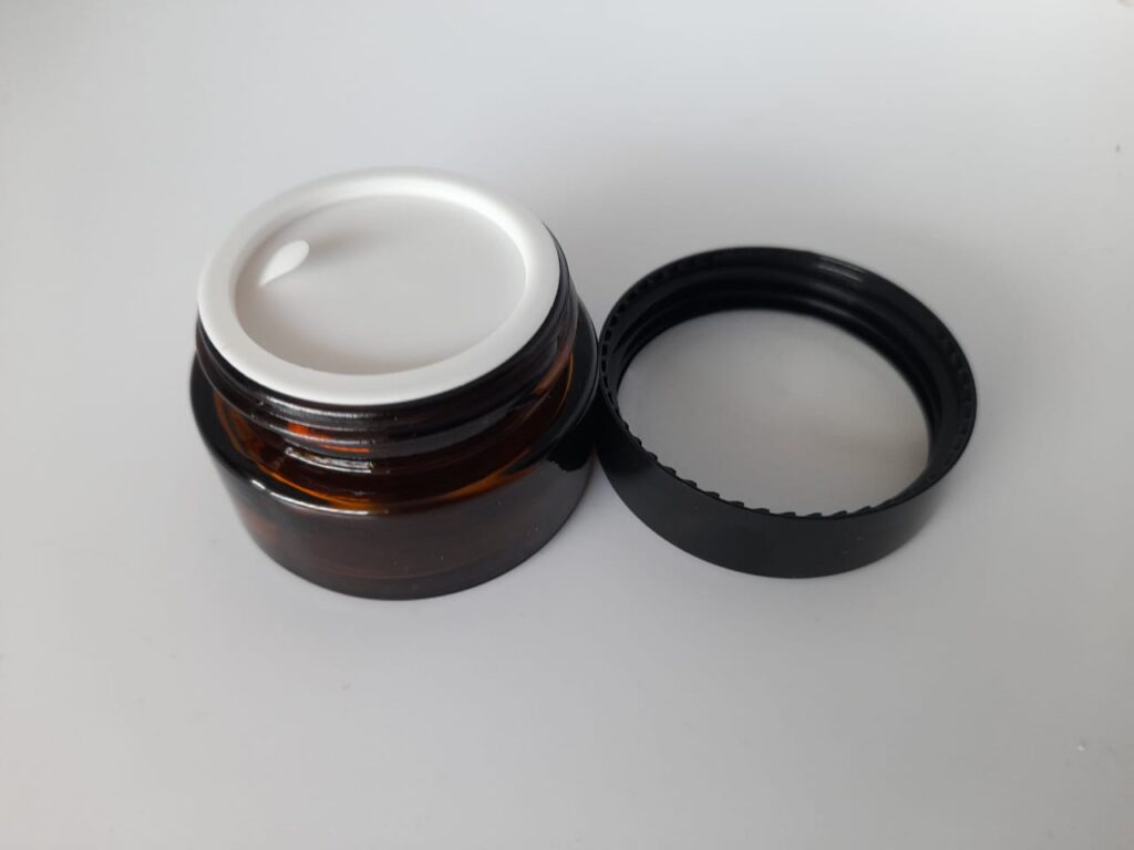 Amber Glass Jar (with Cap and Shive) - 20ml - Fun With Soap